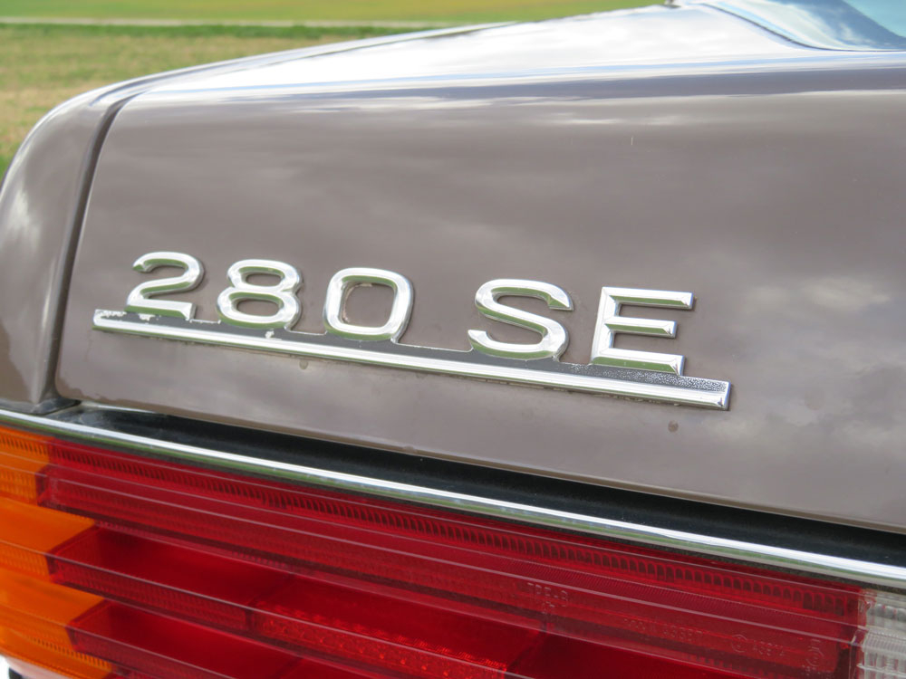 Touring Garage AG | Mercedes-Benz 280 SE Limousine 1975